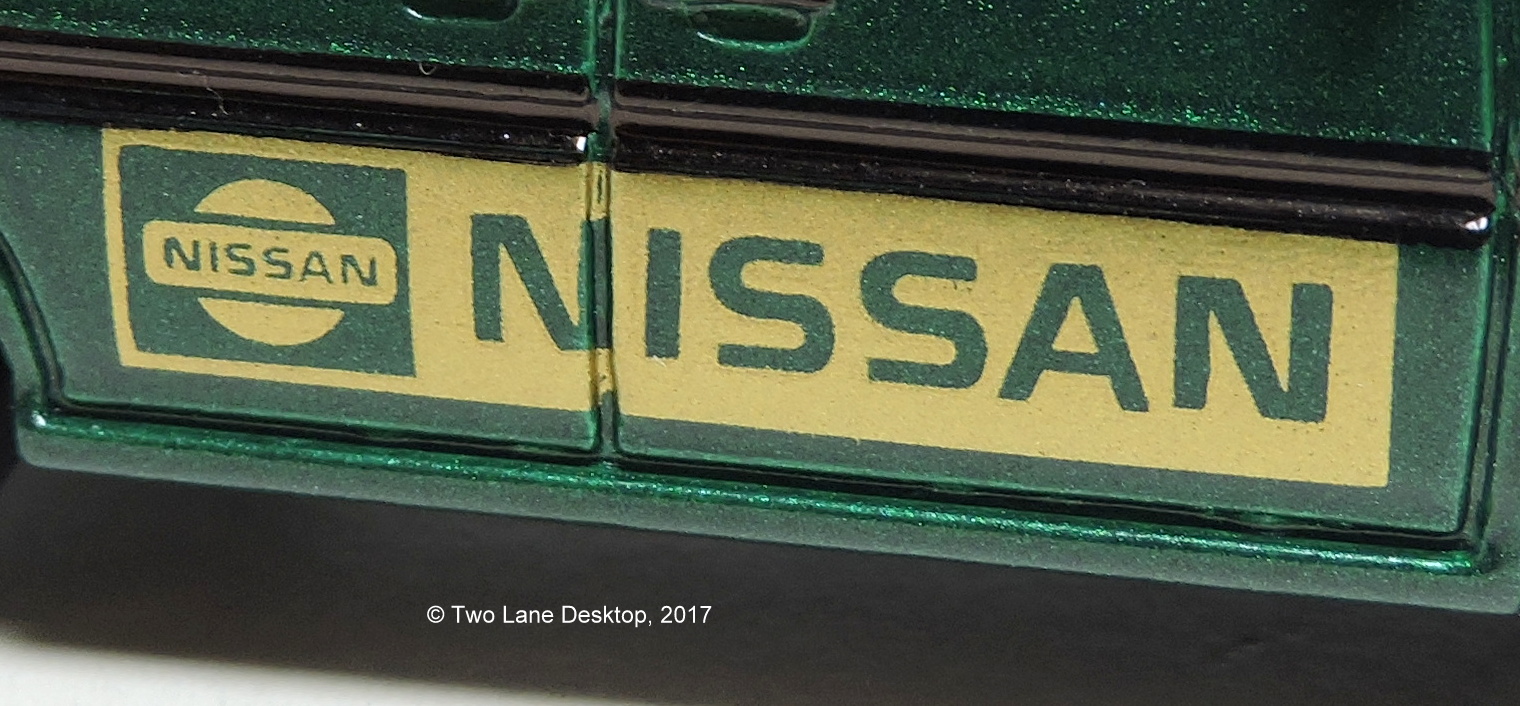 Matchbox 1990 Nissan Prairie and Mitsubishi 3000GT VR4 Spyder