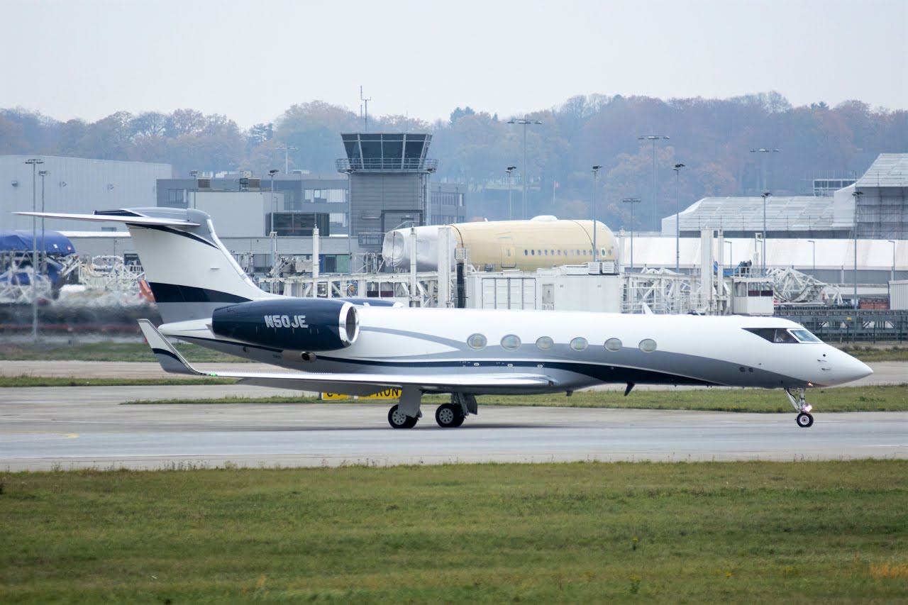 Airbus Hamburg Finkenwerder News: Gulfstream G-V, Private, N50JE,