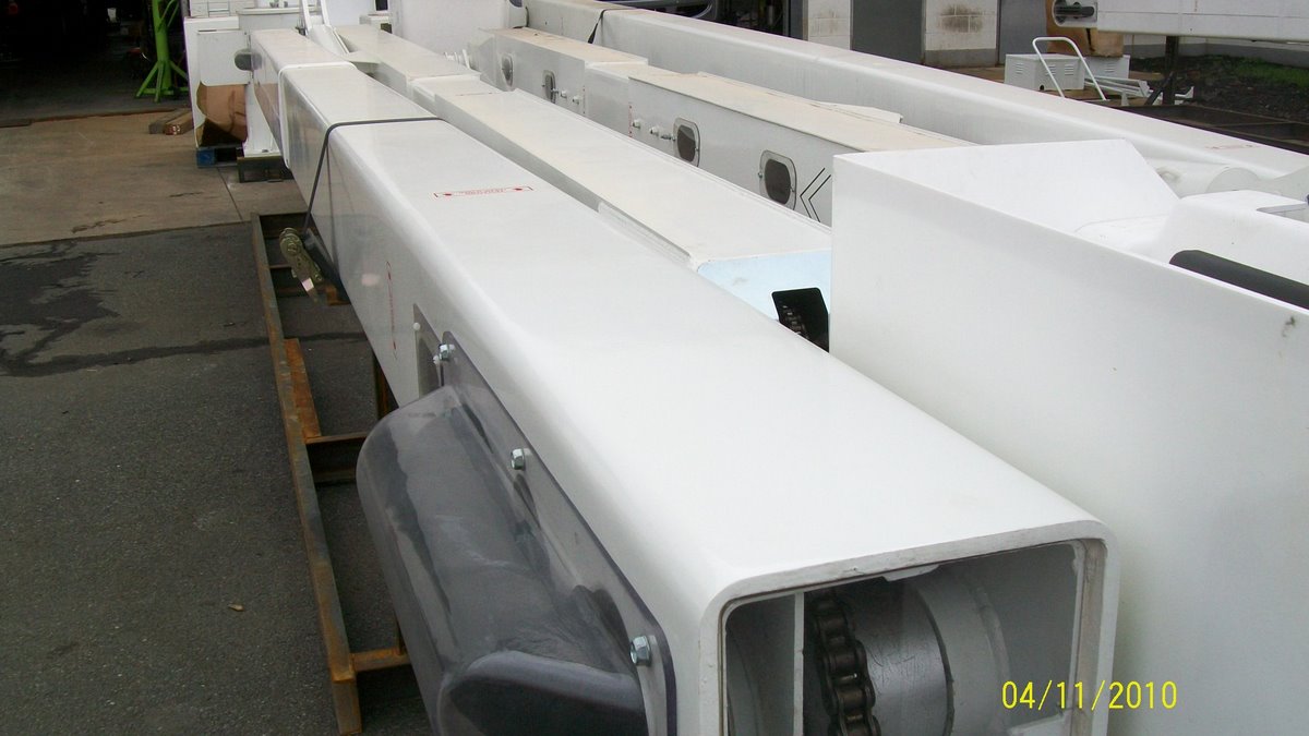 Utility Equipment Blog: Care of Fiberglass Booms