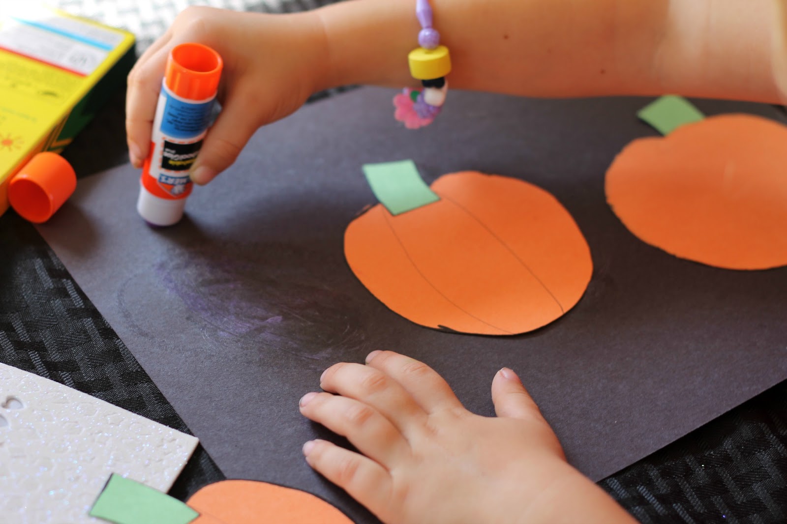 Jack-o'-Lantern Collages Preschool Craft ~ Reading Confetti
