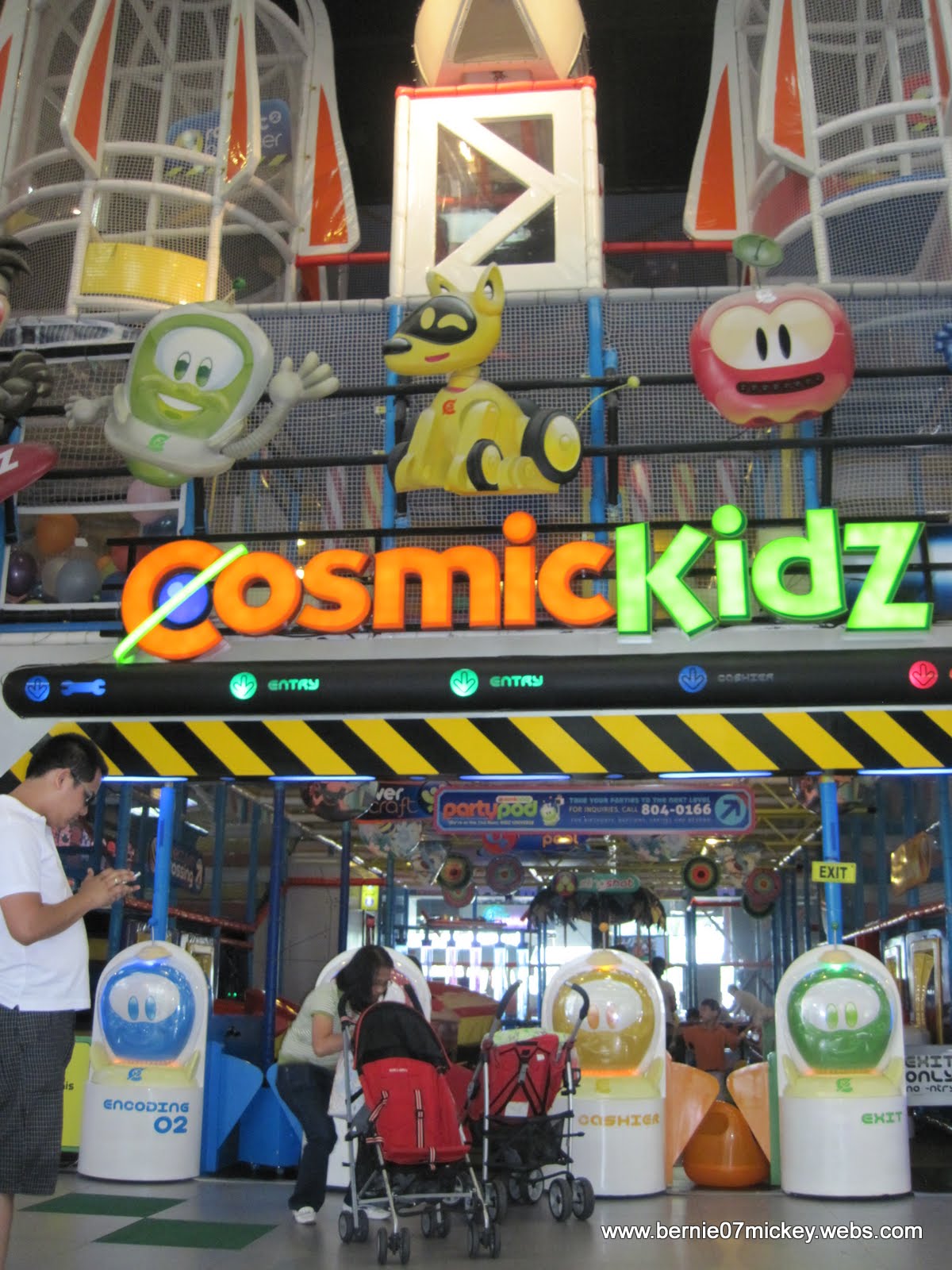 F1 Digital Scrapaholic: Cosmic Kidz @ Selecta Kids Universe MOA