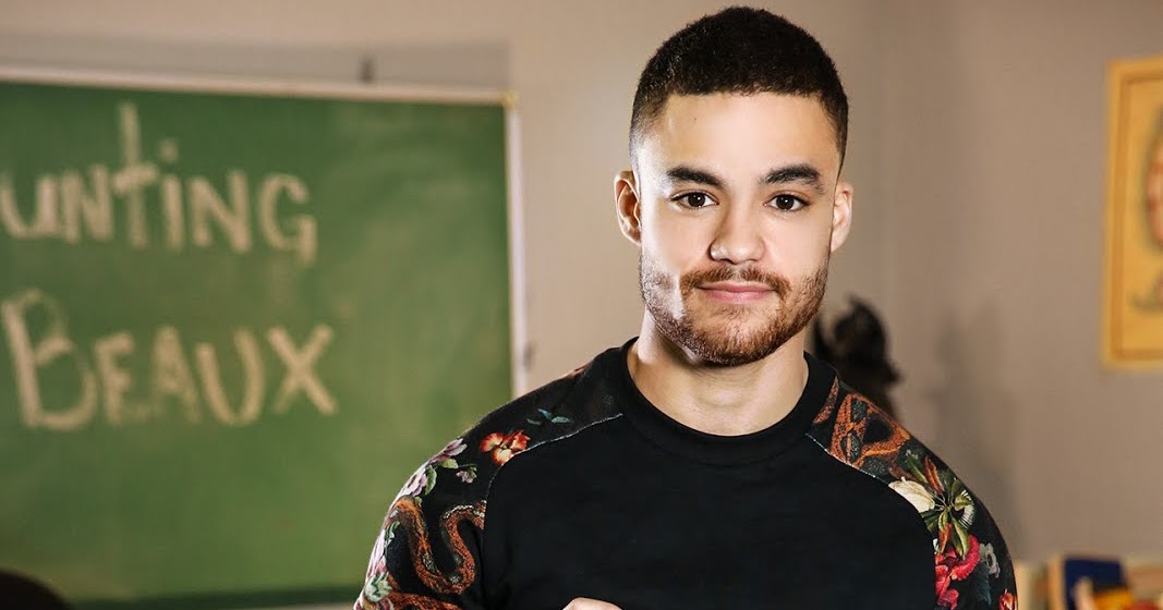 HALL OF GUYS AND MEN IN JEANS: Beaux Banks in tight jeans