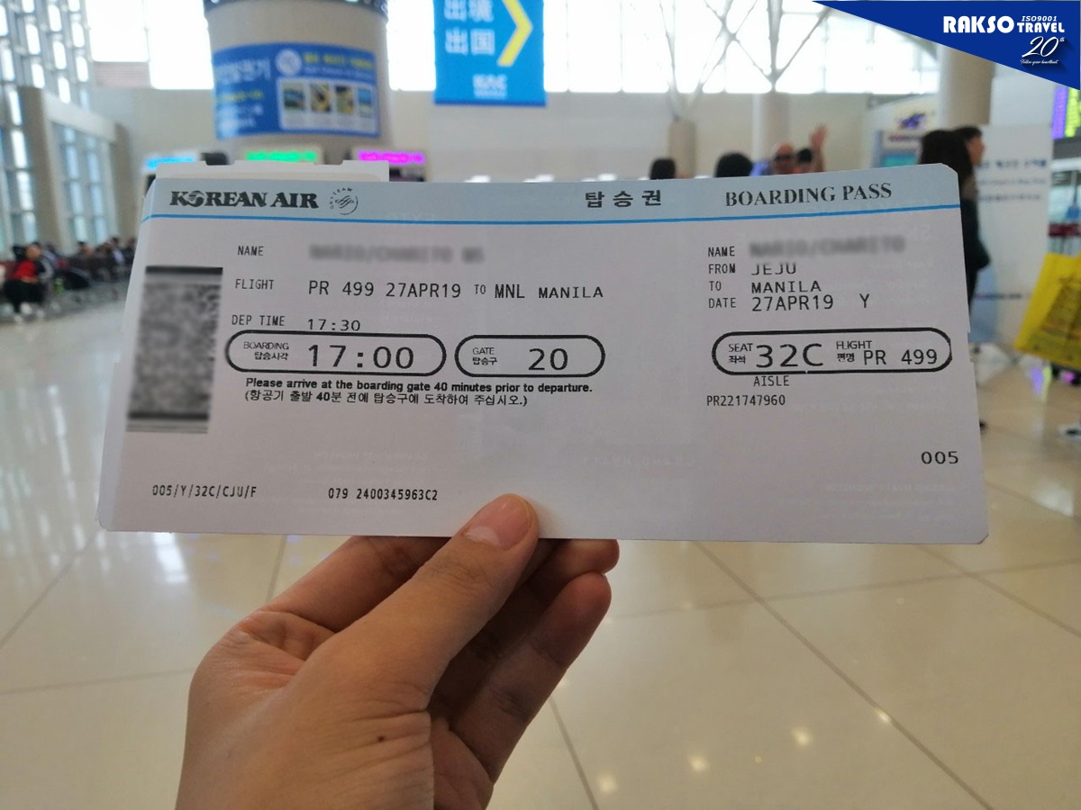Everything you need to know about your airline boarding pass