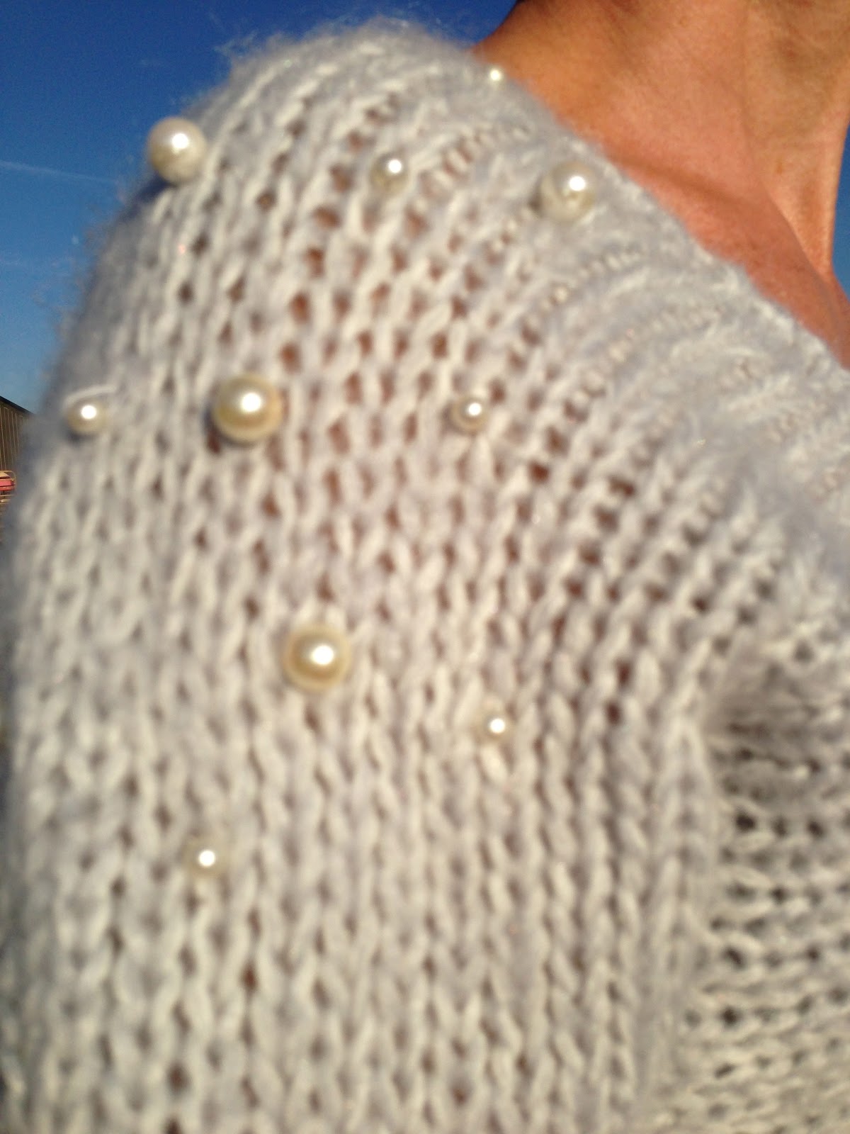 expressive style: DIY: Embellished Pearl Sweater