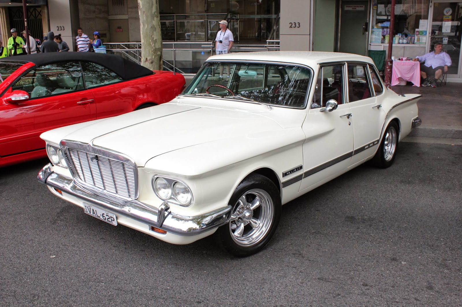 Aussie Old Parked Cars: 1962 Chrysler SV1 Valiant (S Series)