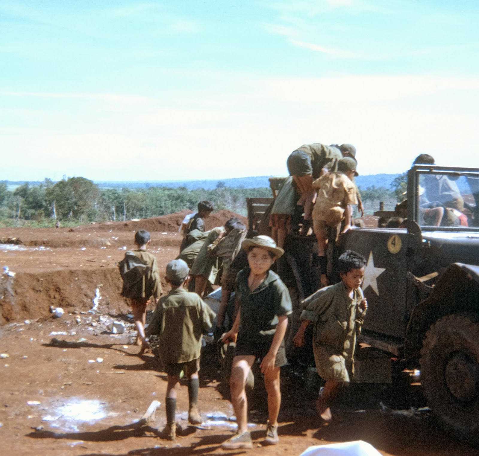 Snapshots from the Vietnam War: The Dump at Firebase Buttons Snapshots from the Vietnam War: The Dump at Firebase Buttons