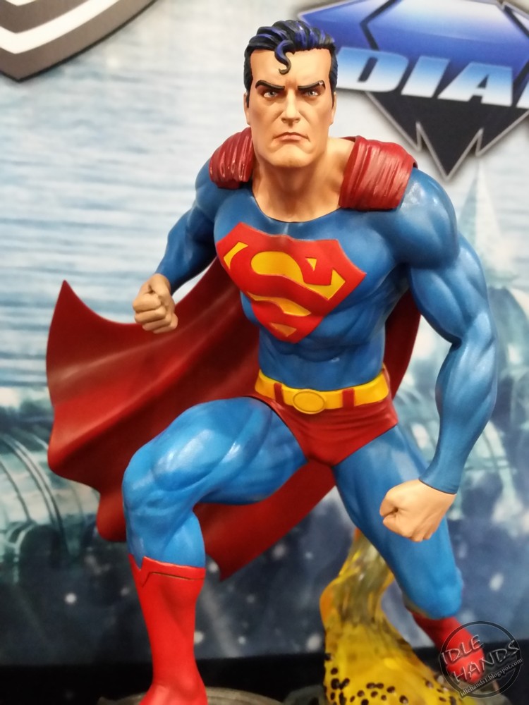 Idle Hands: Diamond Select's DC Comics & TV PVC Statues