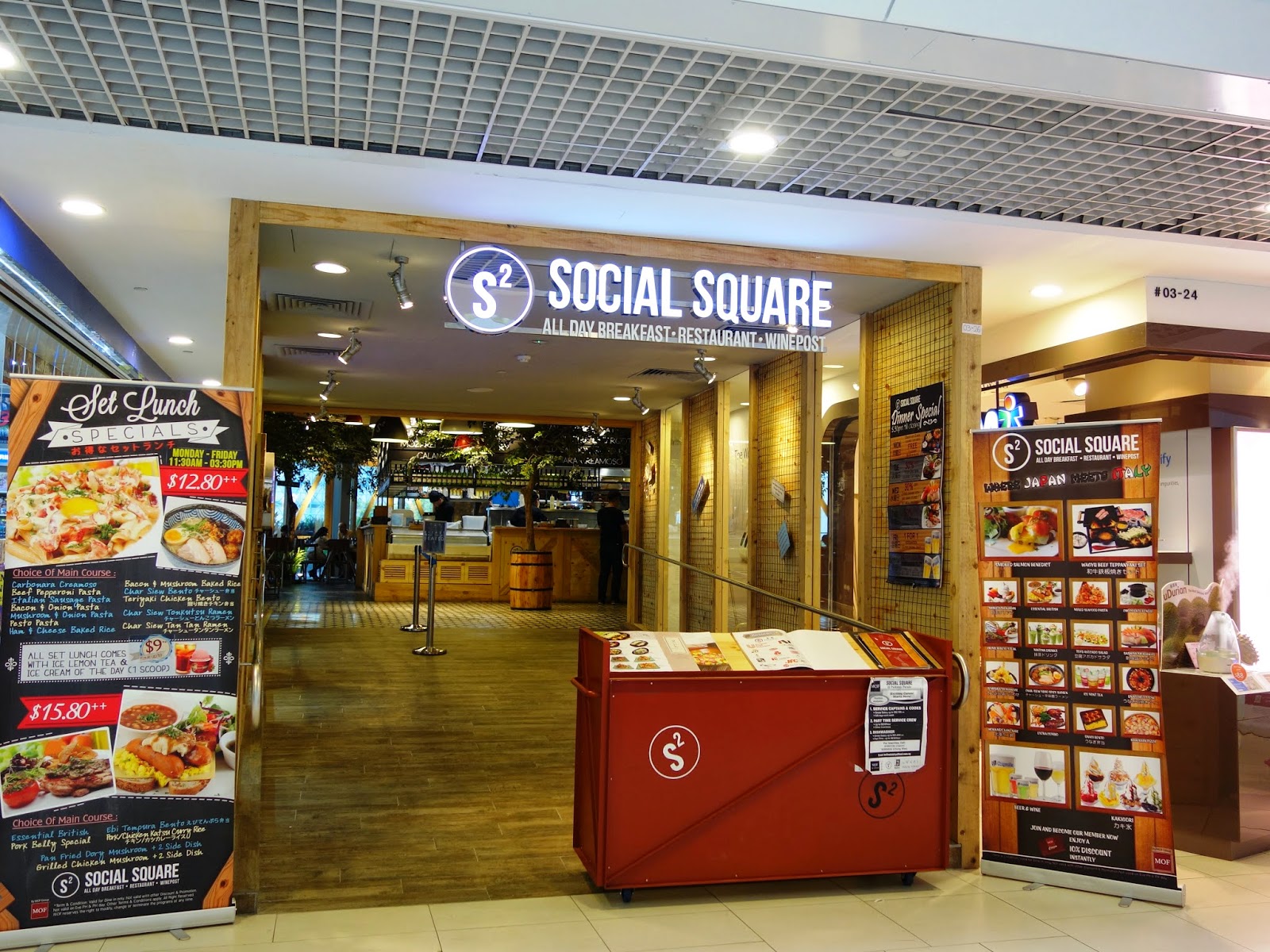 PinkyPiggu: Social Square @ Parkway Parade ~ All Day Breakfast ...