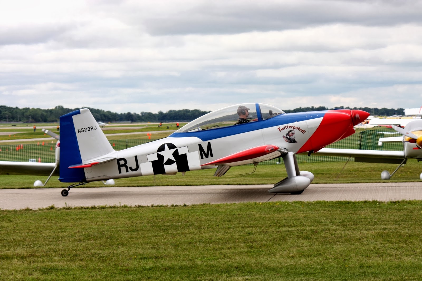 The Aero Experience: EAA AirVenture Oshkosh 2013: RVs All Around