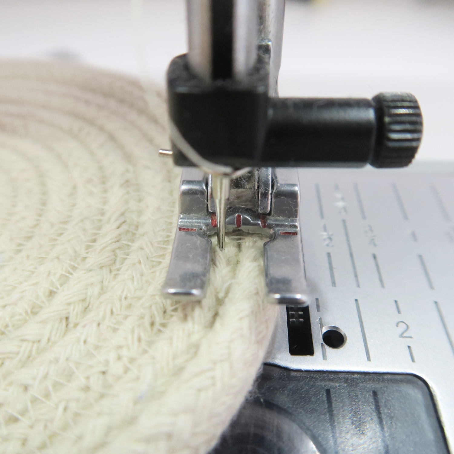 A Tutorial: Sewing a Rope Bowl | Flossie Teacakes | Bloglovin’