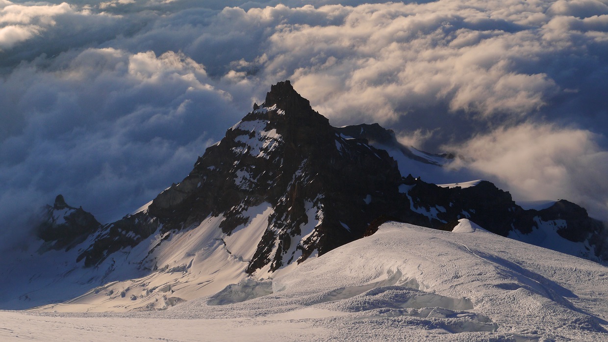 Peaks For Freaks: Muir Peak, Mt. Rainier, Anvil Rock, The Sugarloaf ...