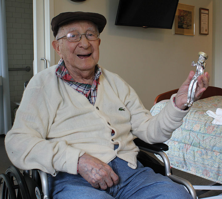 Stay Young: Approaching 100, Holocaust survivor Joseph Sher maintains ...