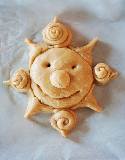 A Simmering Pot and a Mom: Sun Bread