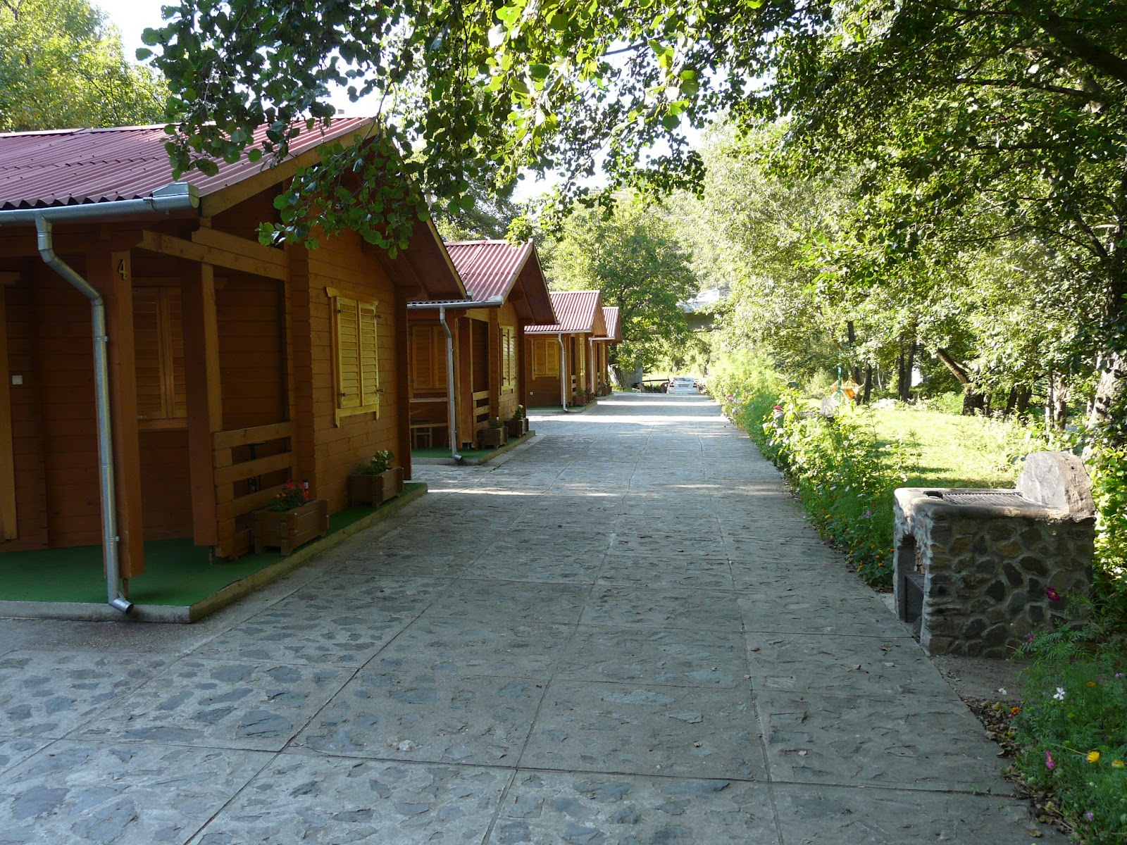 plecat de acasă: Căbănuțele de la Căpâlna, pe Valea Sebeșului