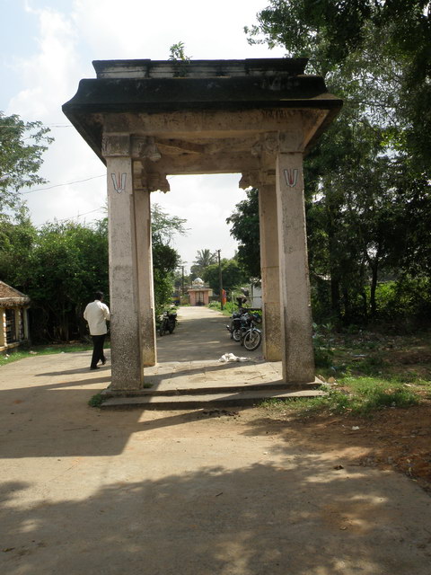 Tamilnadu Tourism: Rajagopalaswamy Temple, Manimangalam, Kanchipuram