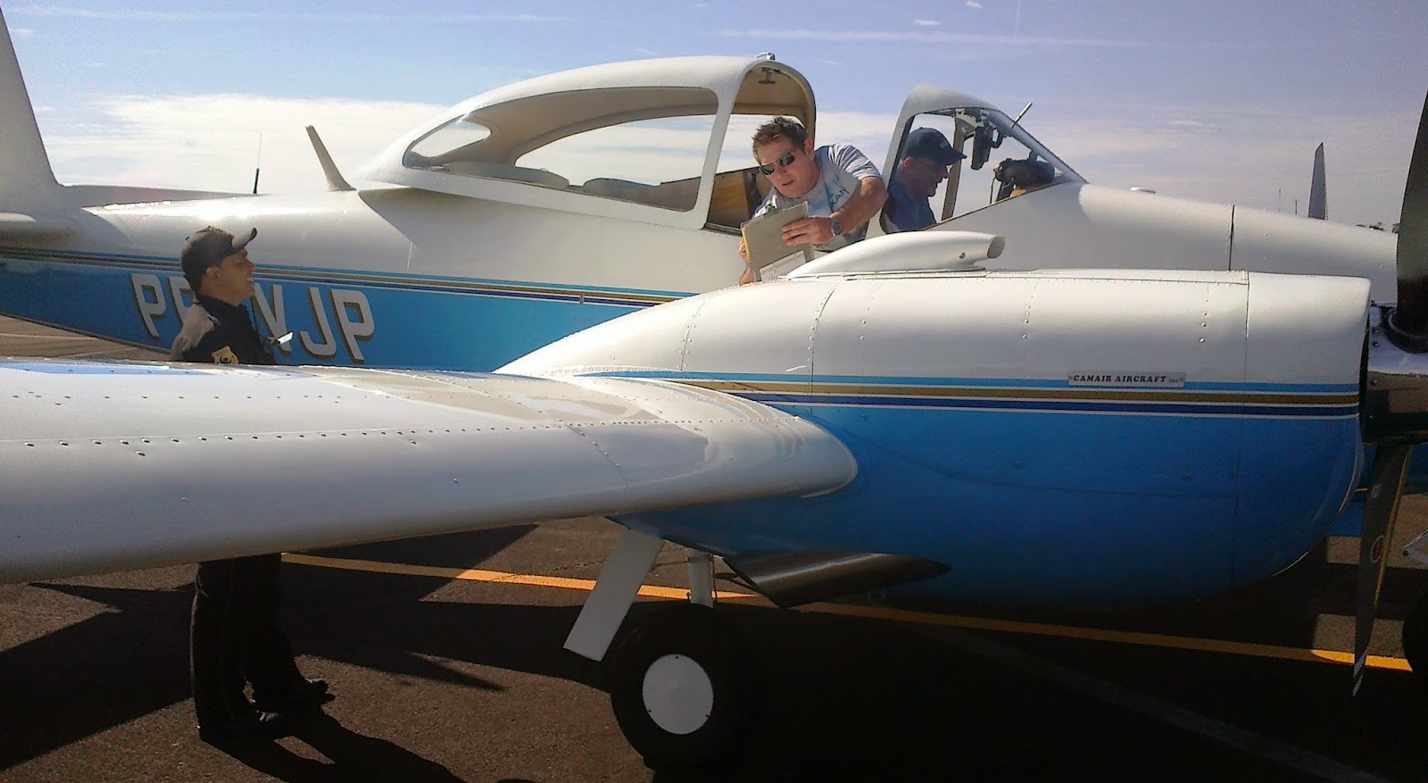 AVENTUREIRO DO AR: NAVION TWIN da JP. Martins Aviação em Araraquara-SP