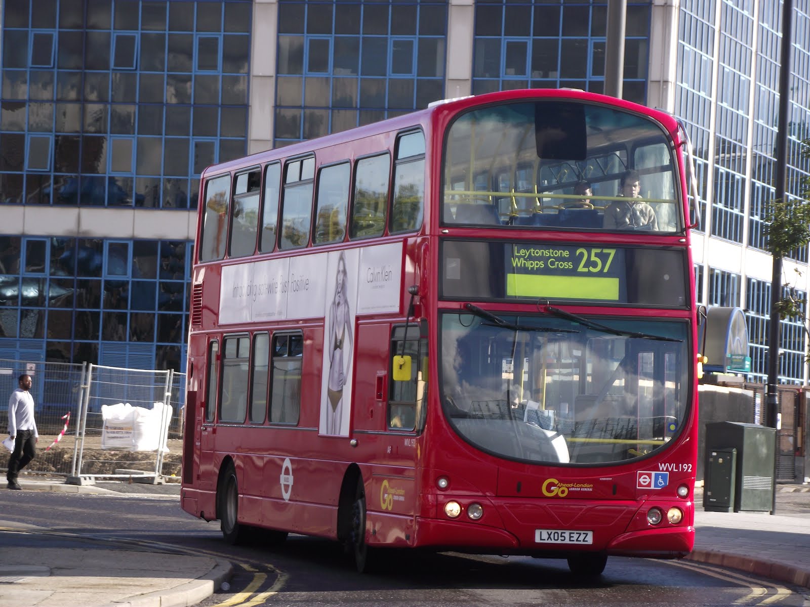Tom London & Surrey Bus Blog: Route 257 Observations