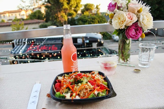 Flowers By Nikelle: Layton + Meredith: Colorful and Classy in California