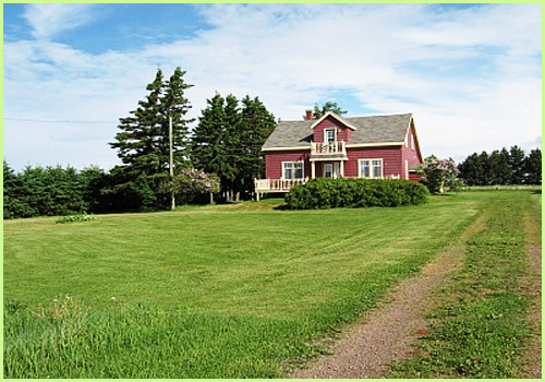 Farm House: Small Farmhouse