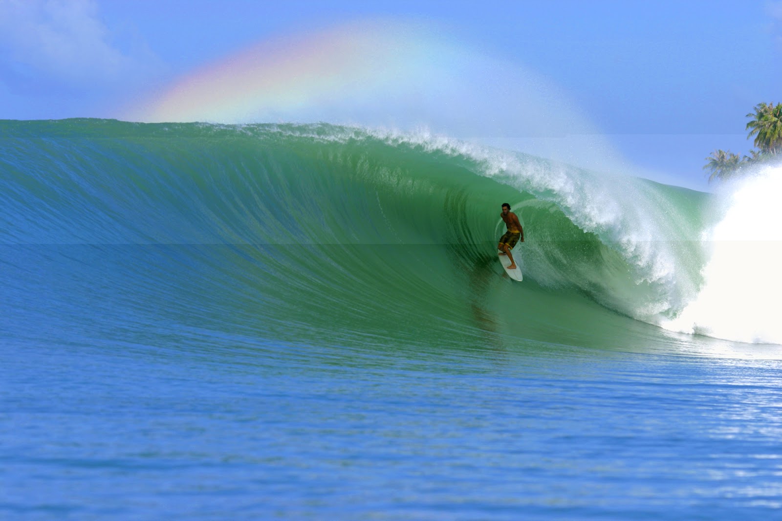 10 best surfing Spot in Indonesia
