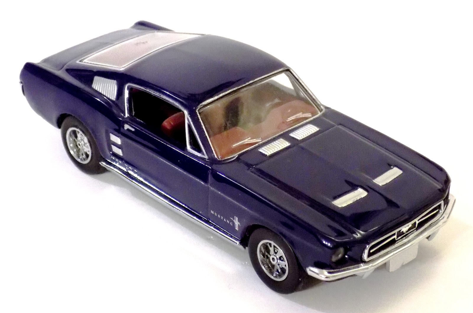 Toys and Stuff: Matchbox / Dinky 1/43 Scale Diecast 1967 Ford Mustang ...