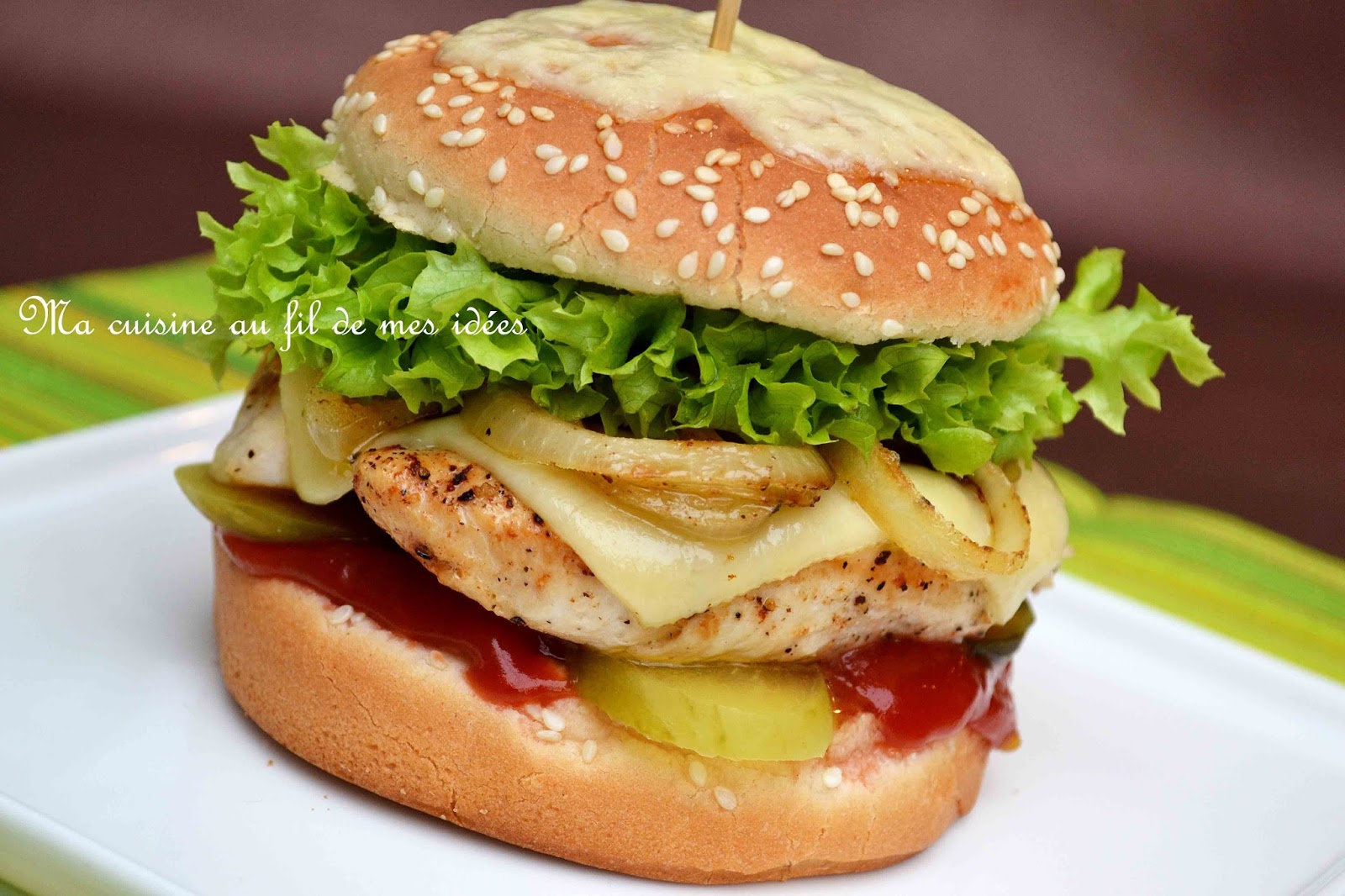 Ma cuisine au fil de mes idées...: Burger au poulet et fromage Leerdammer