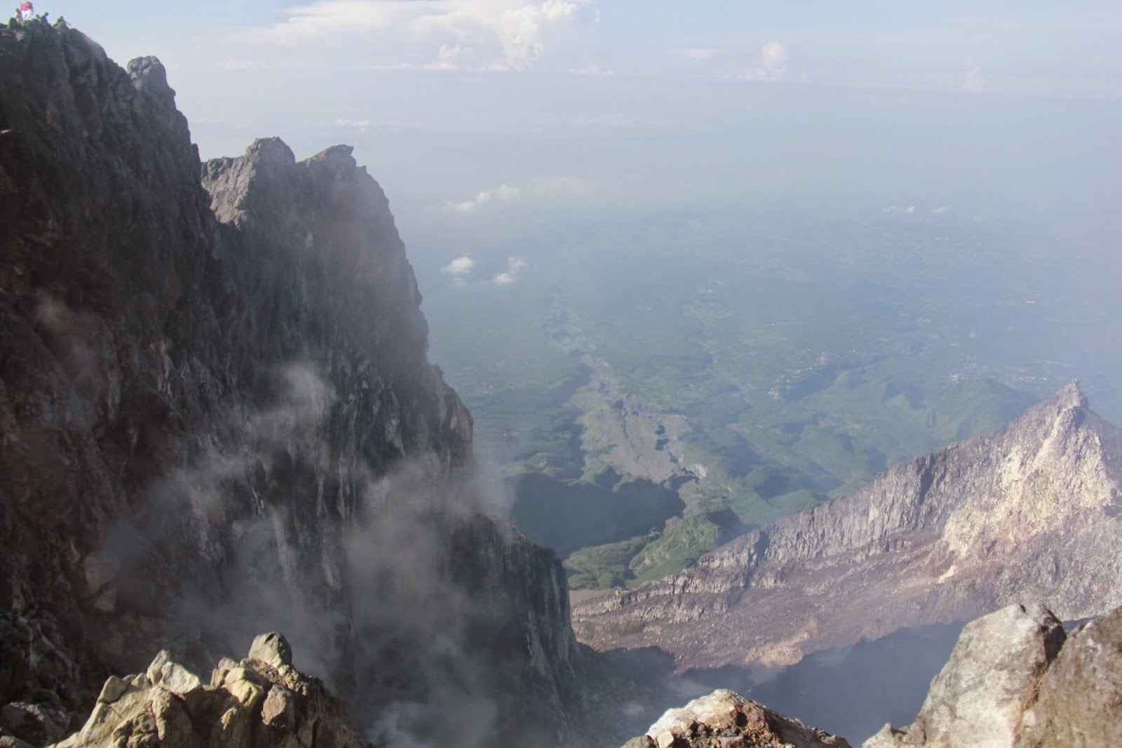 Menyapa Sang Raja Yogyakarta, Gunung Merapi 2968 mdpl - kadekarini ...