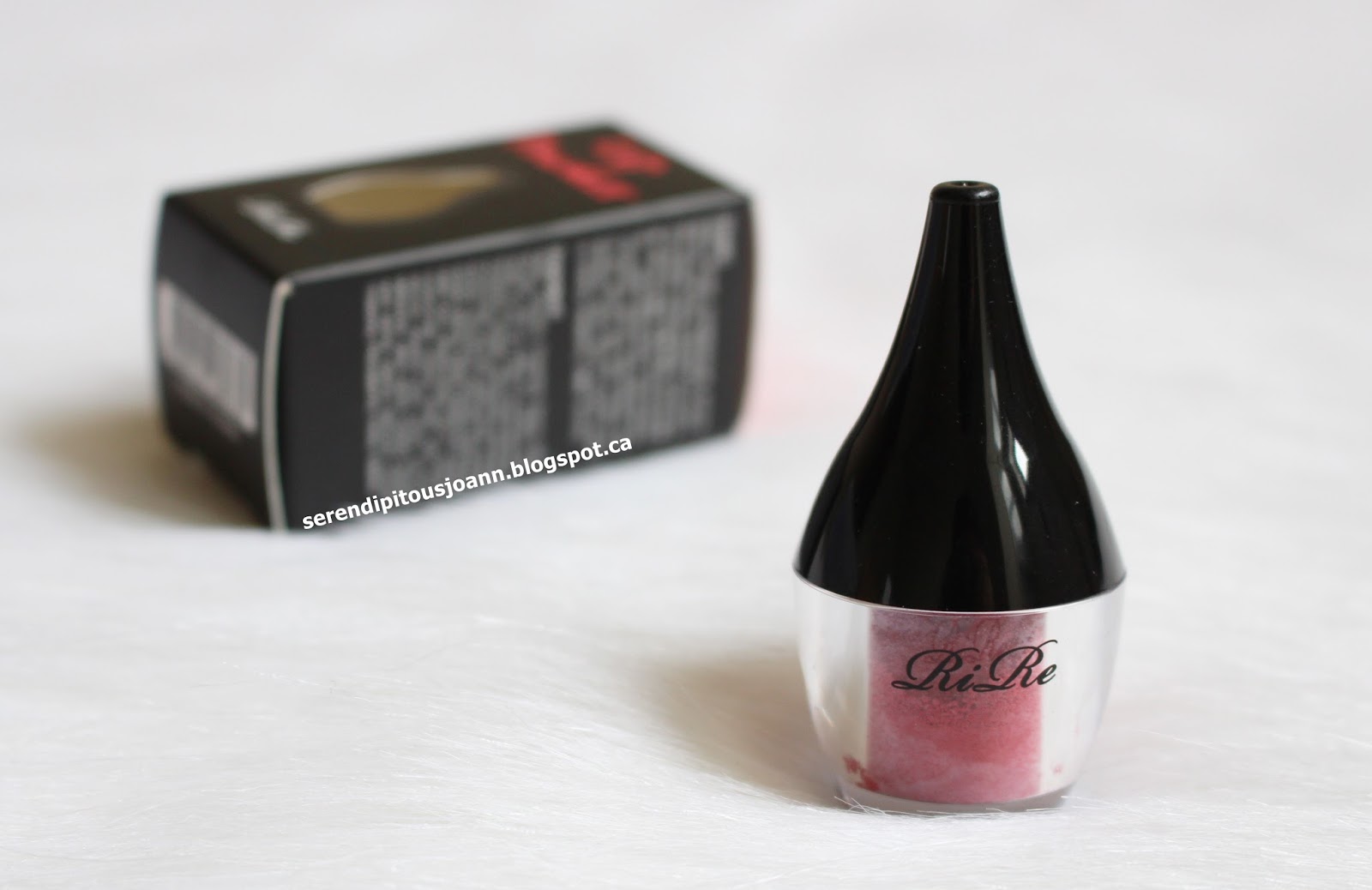 My Serendipities: RiRe Lip Powder Review + Swatch in Sugar Plum