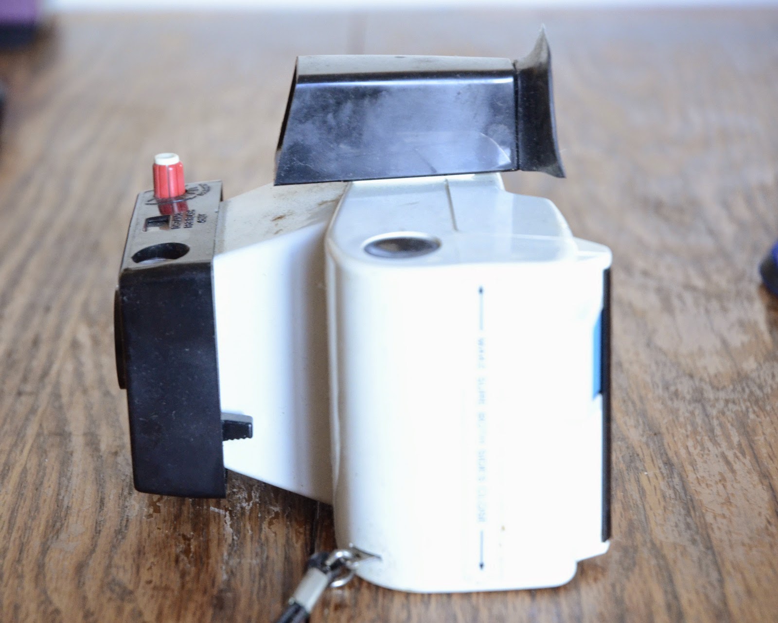 Vintage Camera House: Polaroid Swinger Land Camera Model 20