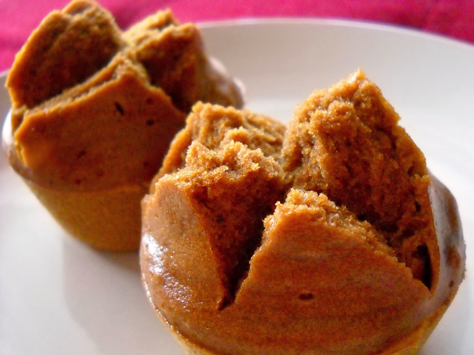 Jane Yee's food & life diaries: brown sugar steamed cake 红糖发糕