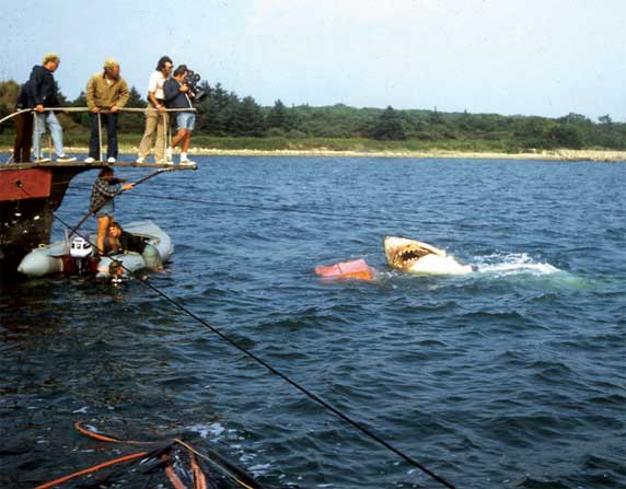 BLACK HOLE REVIEWS: The making of JAWS (1975) - books and documentaries