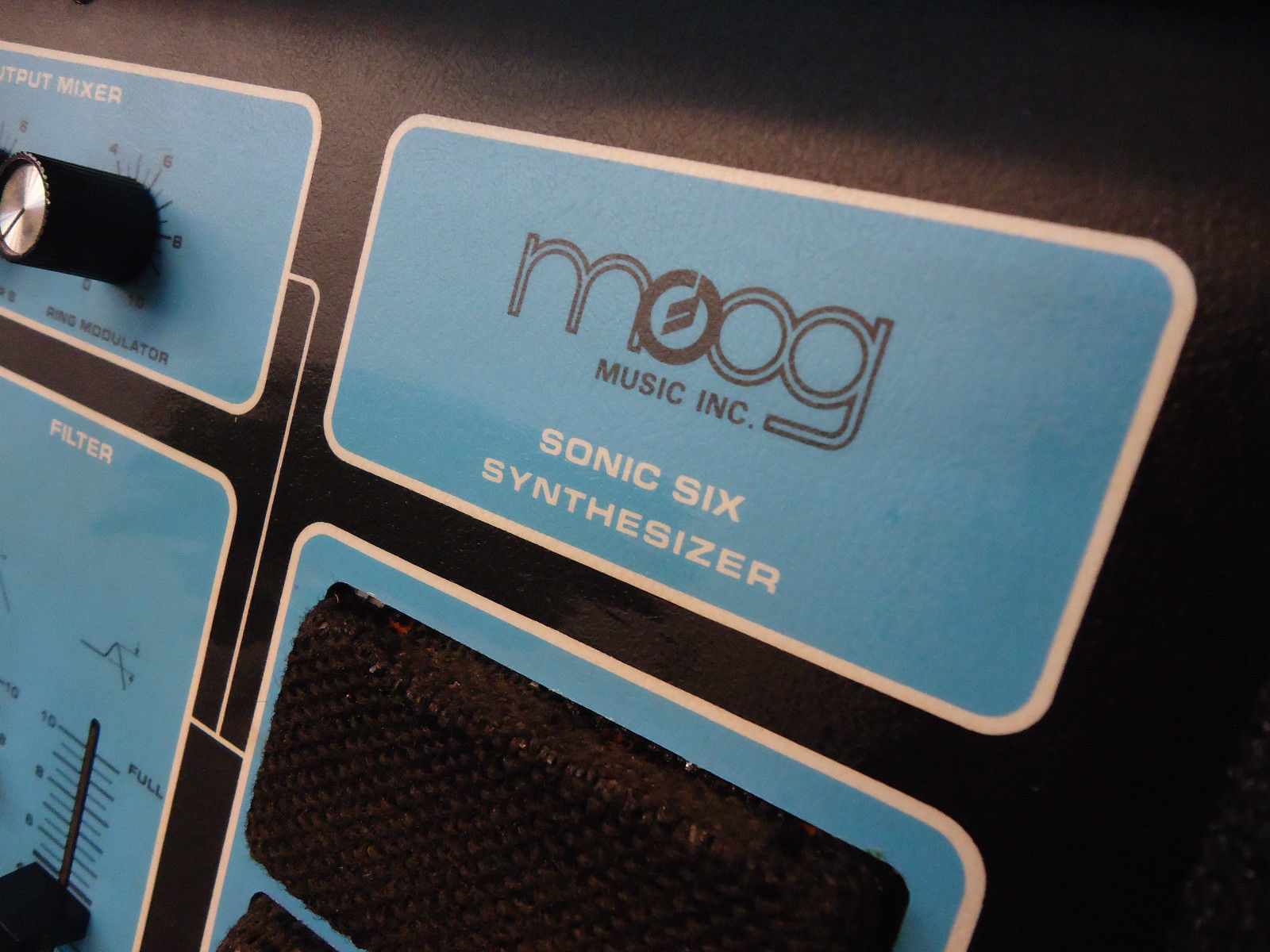 MATRIXSYNTH: MOOG SONIC SIX 49-KEY DUOPHONIC 2-VOICE ANALOGUE SYNTHESIZER