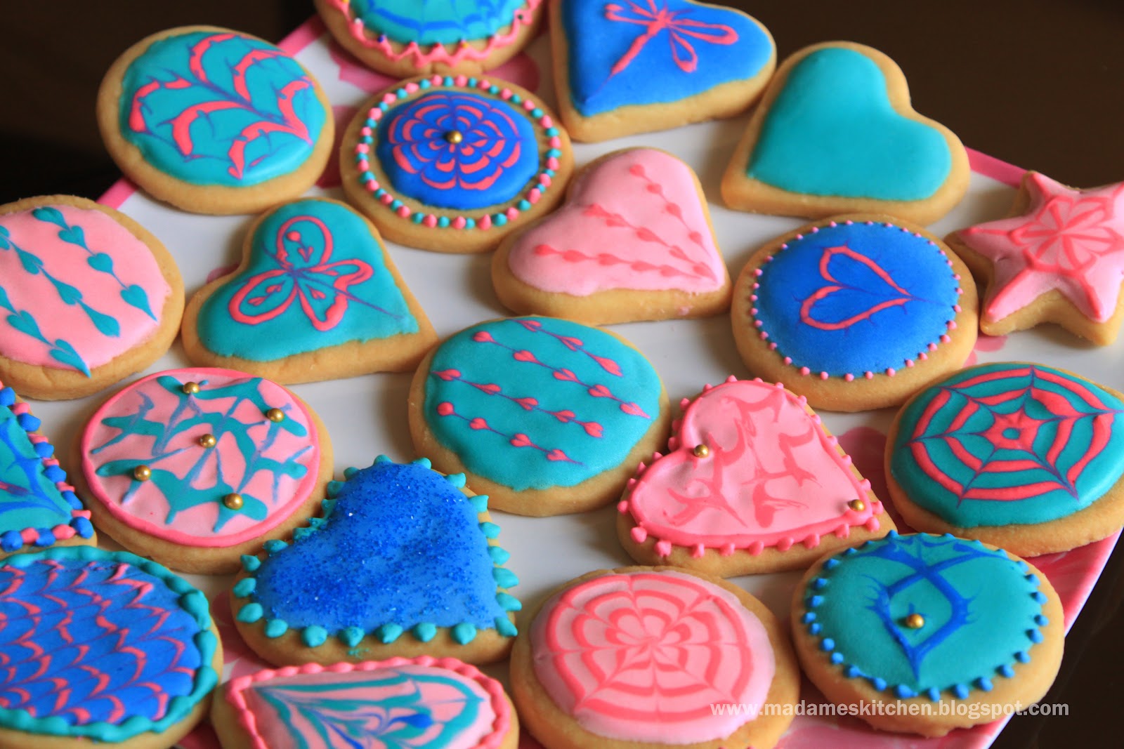 My First Baking Attempt on Shortbread Cookies + Royal Icing Marbling ...