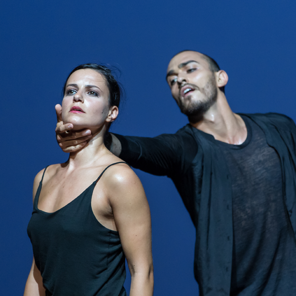 ddscrazylife: My thoughts and opinions: Glass by Isabelle Beernaert