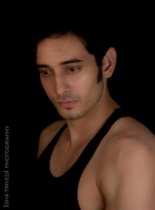 Dare to bare : Hot Indian TV Actors : Sidharth Arora