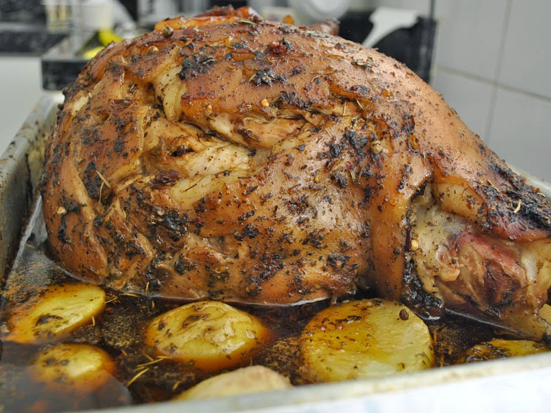 Salsa Com Pimenta: A Ceia de Natal Com Pernil