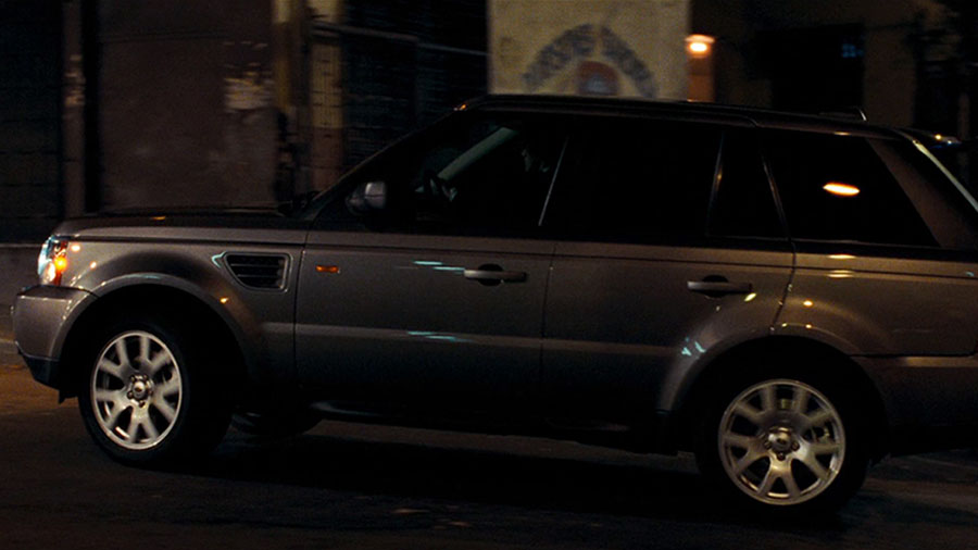 JAMES BOND: Range Rover Sport