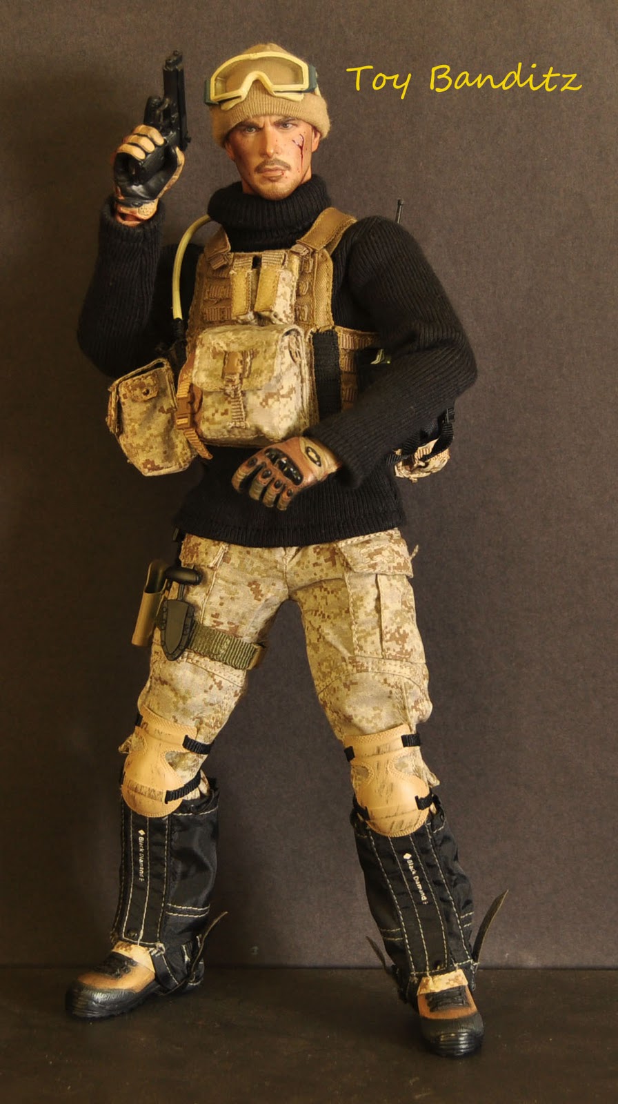 toy banditz: NAVY SEAL GUNNER KITBASH