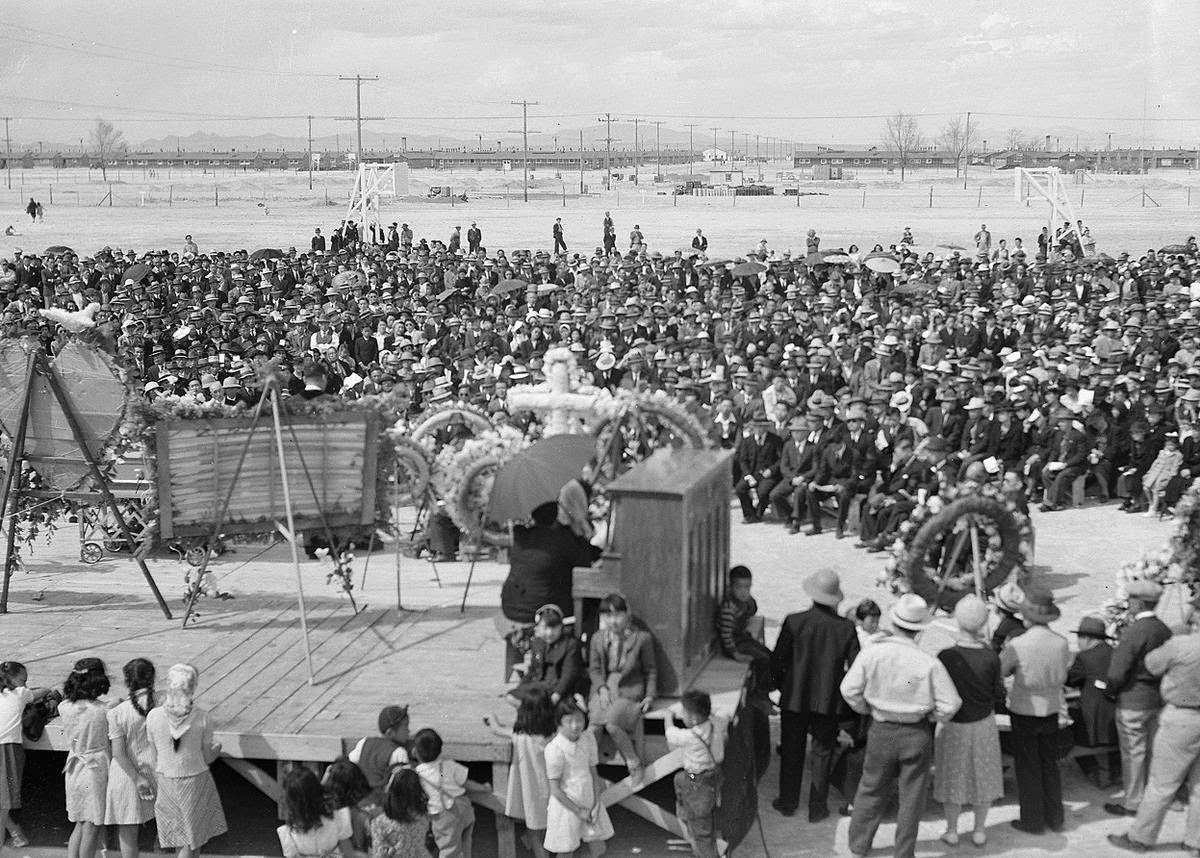 Pictures of the Internment of Japanese Americans During World War II ...