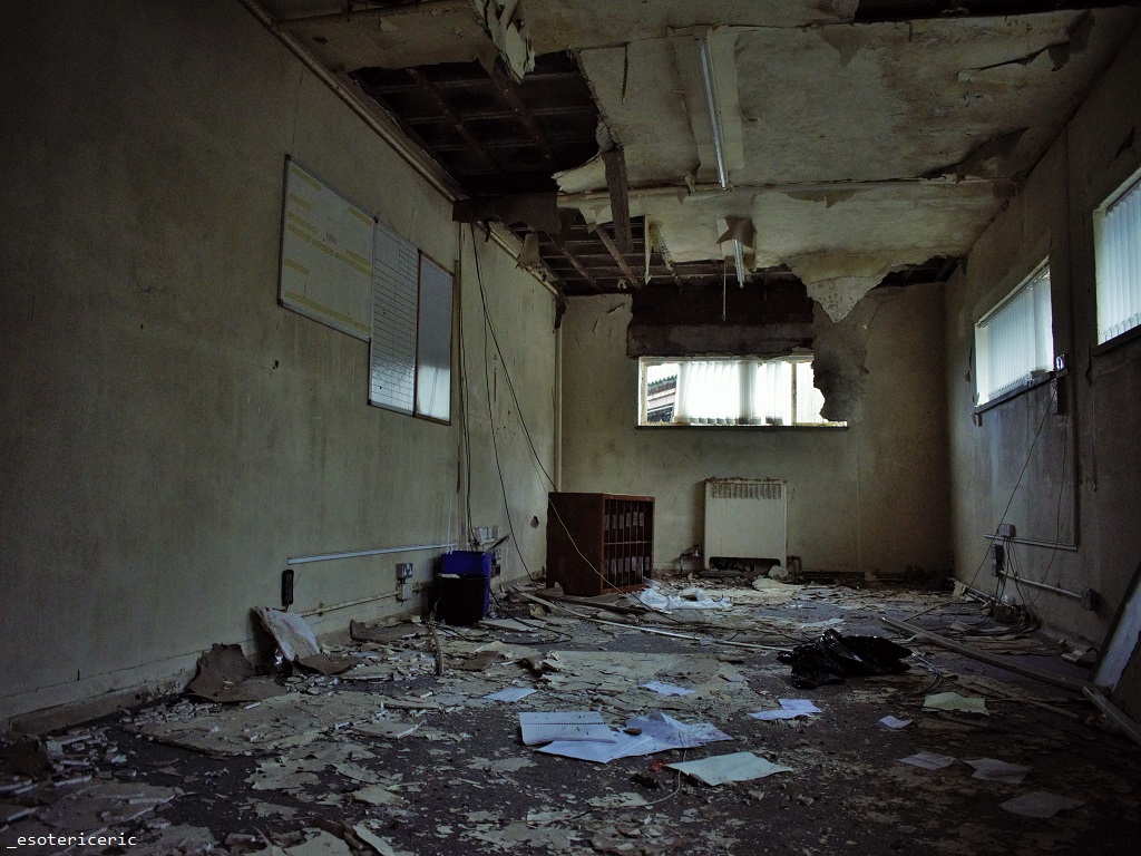 Esoteric Eric: In Accordance with Ordinance : H J Berry & Sons, Chipping