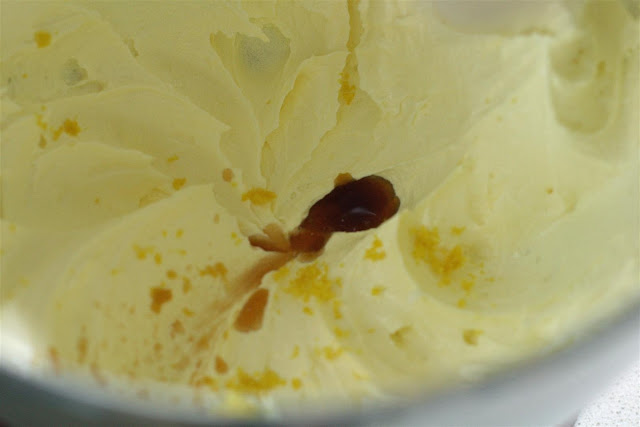 Pistachio & Almond Cake | Cakelets & Doilies