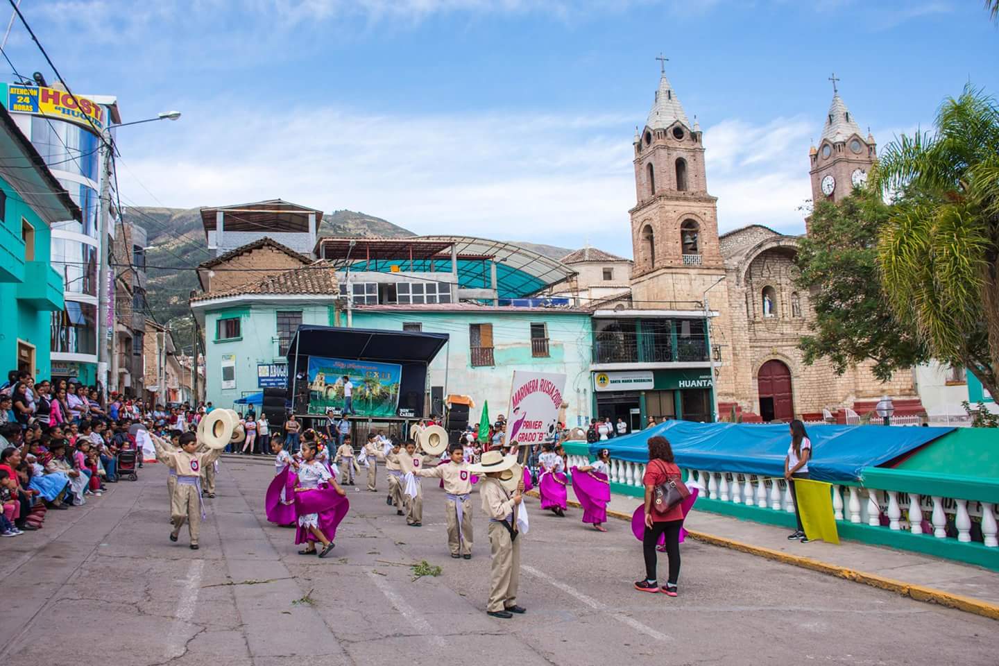 Armonía - Huanta: 112 años de elevación a ciudad de Huanta