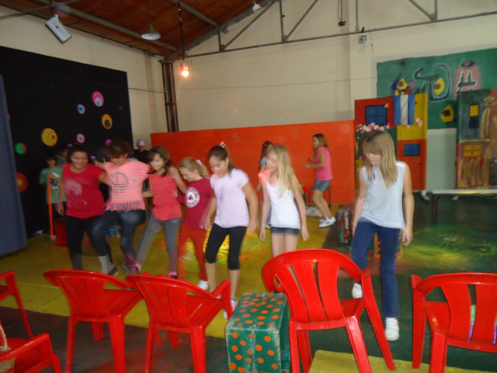 Escuela de Educación Estética: EXPRESIÓN DRAMÁTICA