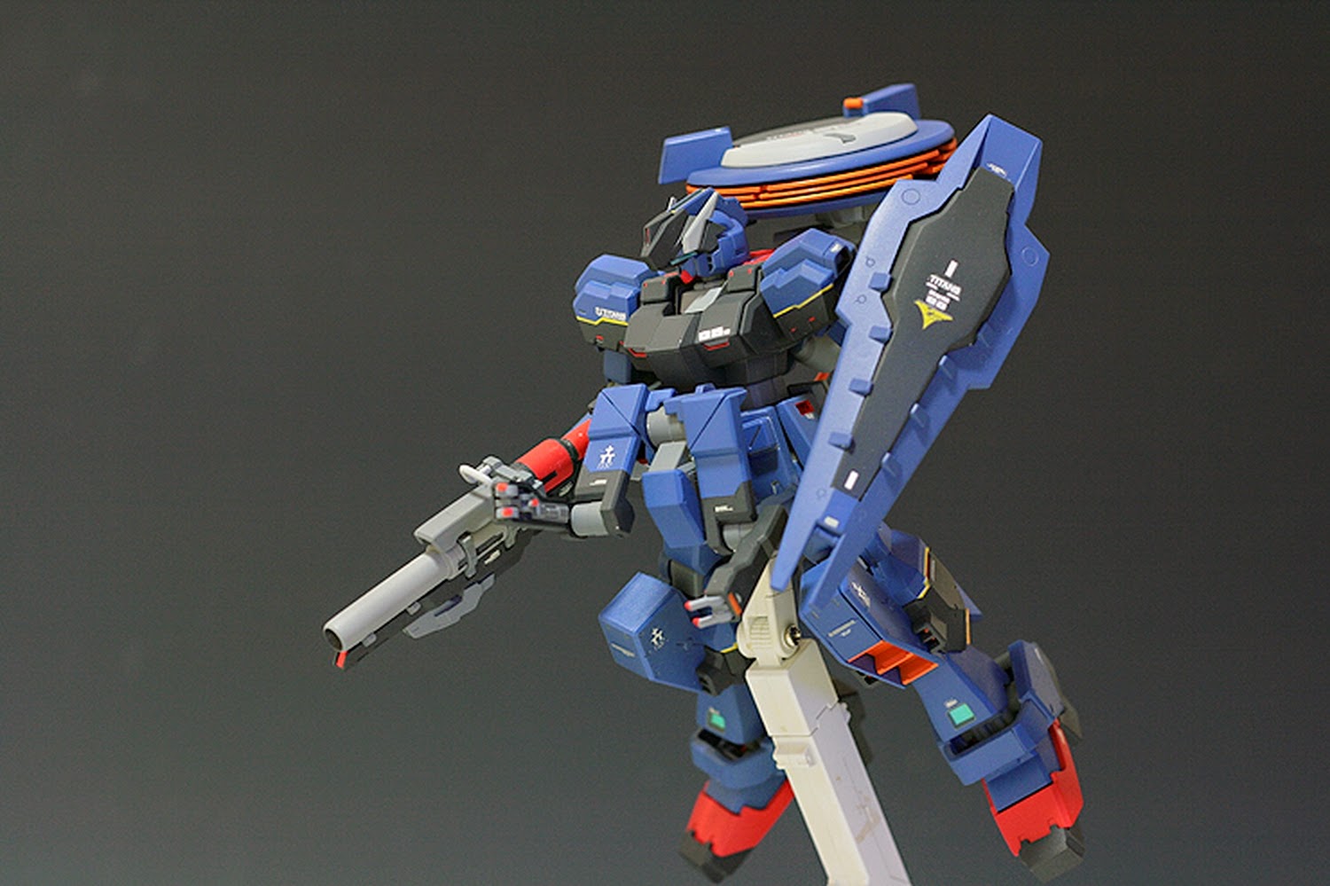 Custom Build: HGUC 1/144 Advanced Hazel