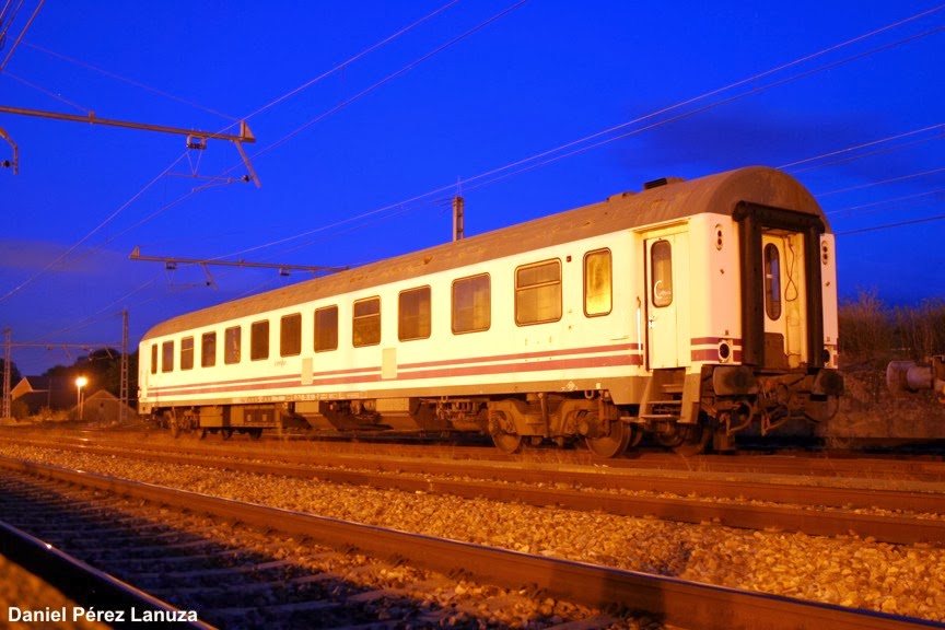 El Ferrocarril de Ponferrada a Villablino: Coche BR4x-10.804 en Toral ...