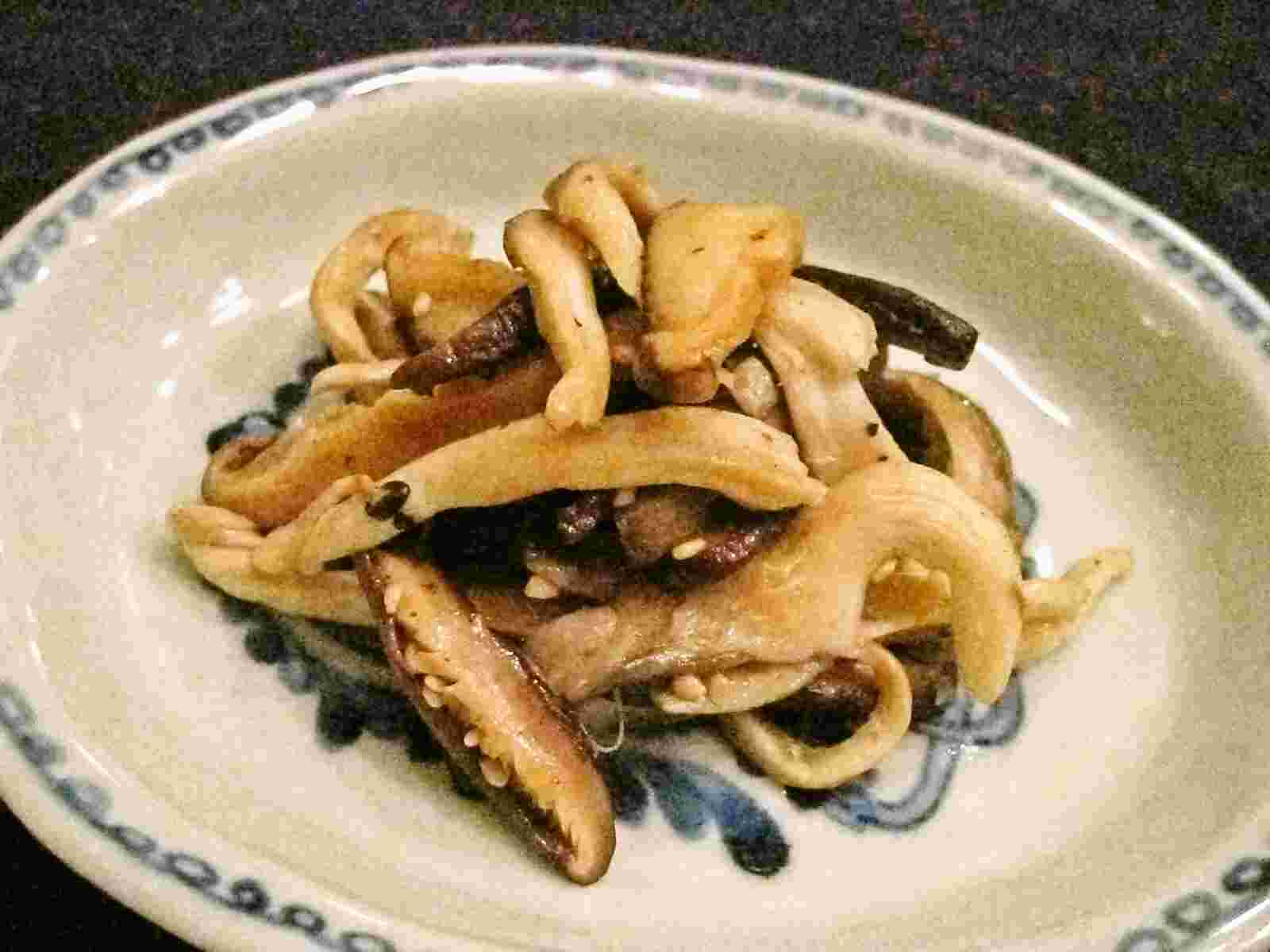 Recipes for Tom: Kinoko no namuru / mushroom namul saute