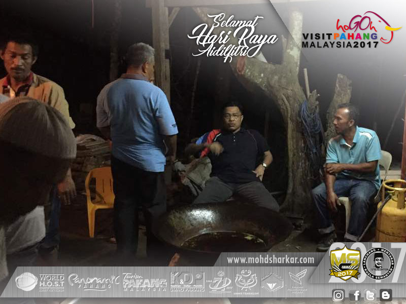 Mohd Sharkar's The Official Blog: Majlis Kenduri Hari Raya merewang Kg ...