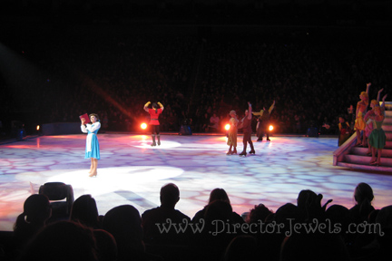 Director Jewels: All Because of a Mouse: Disney on Ice presents Rockin ...