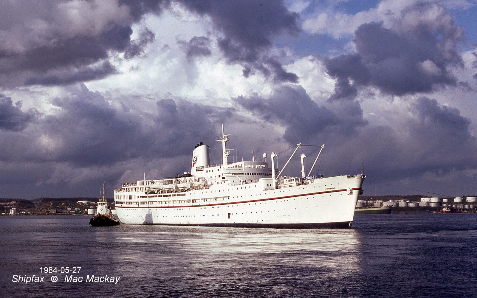 Shipfax: Dawn to Dusk (and 1984)