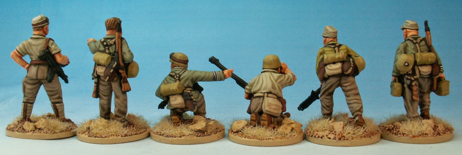 Over Open Sights: Perry DAK. Pack GWW12 DAK Zug Command.